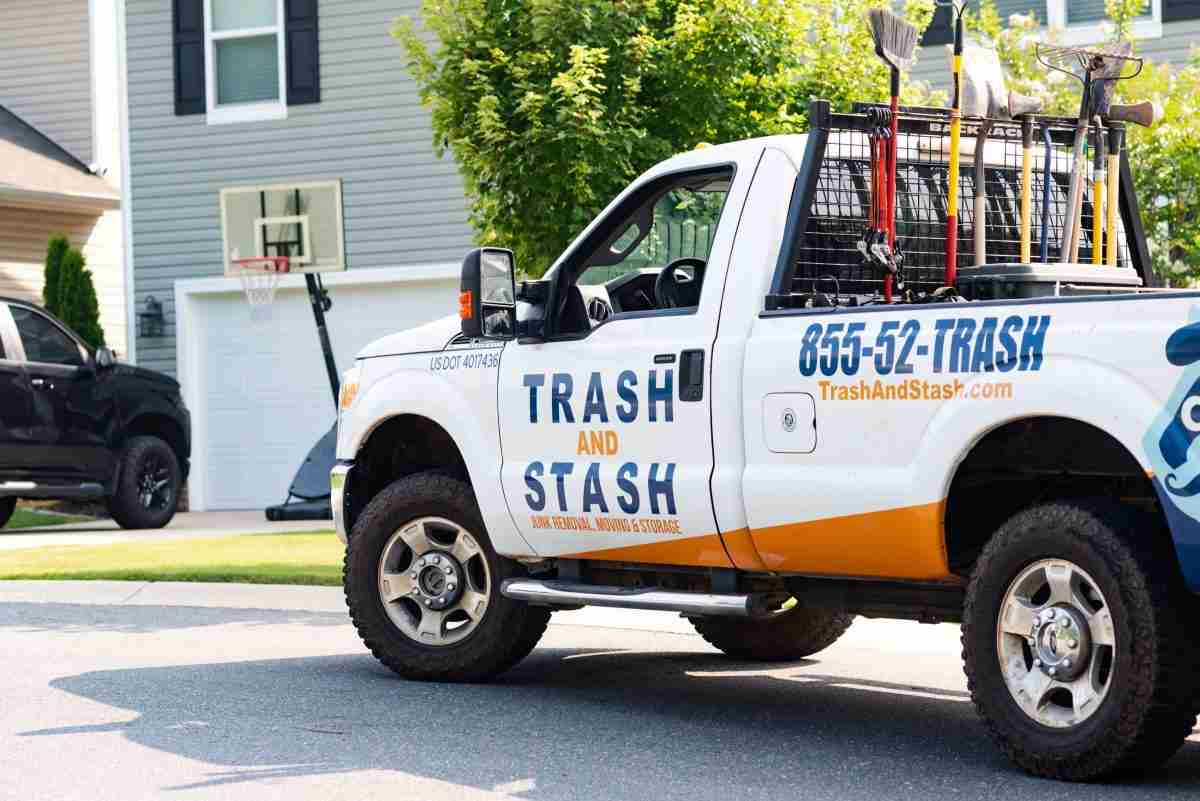 Lake Wylie & Tega Cay SC Junk Removal Services | Trash & Stash